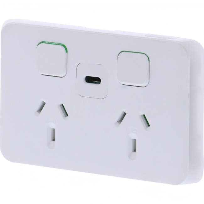Clipsal 10 Amp ICONIC Double Internal Powerpoint With 1 x USB TYPE C F ...
